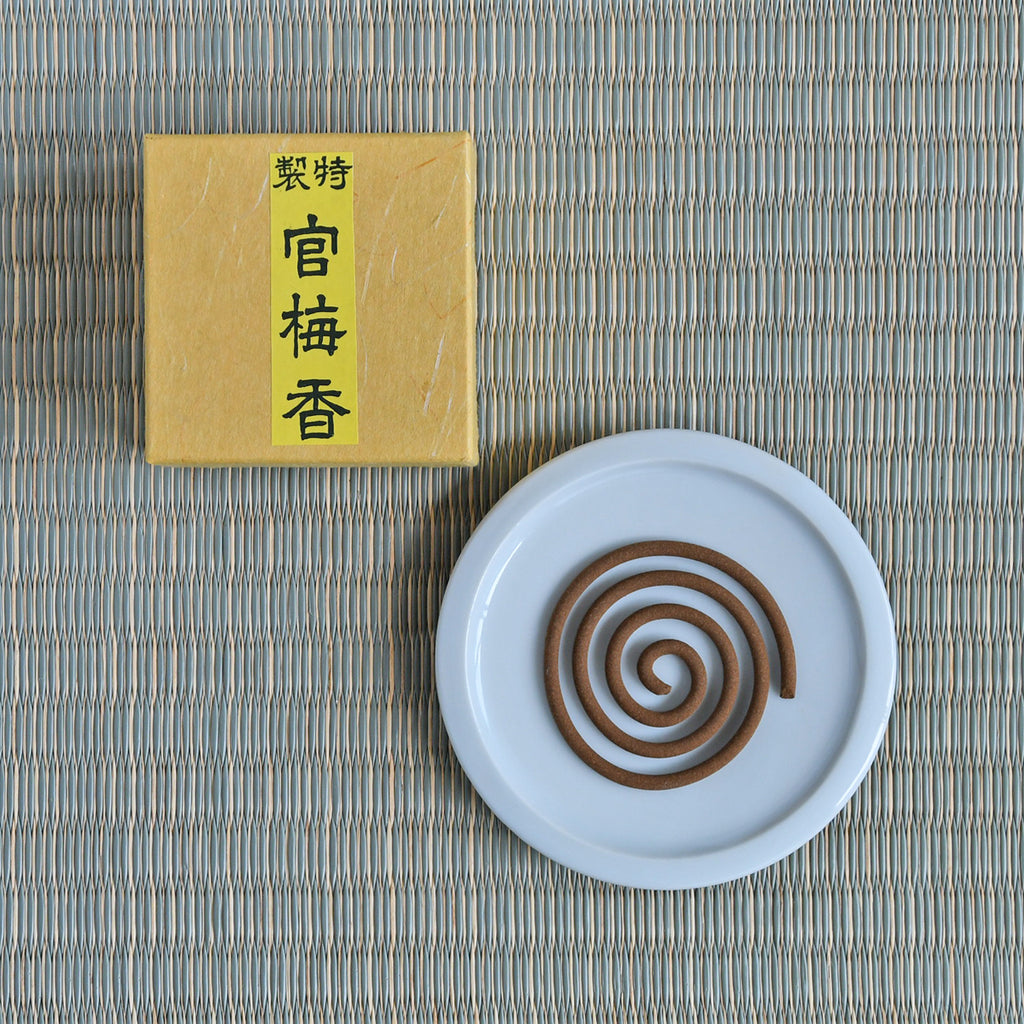 渦巻線香 特製 官梅香 / no.0464 – 京都の伝統工芸品の通販サイトはMOCAD ONLINE SHOP