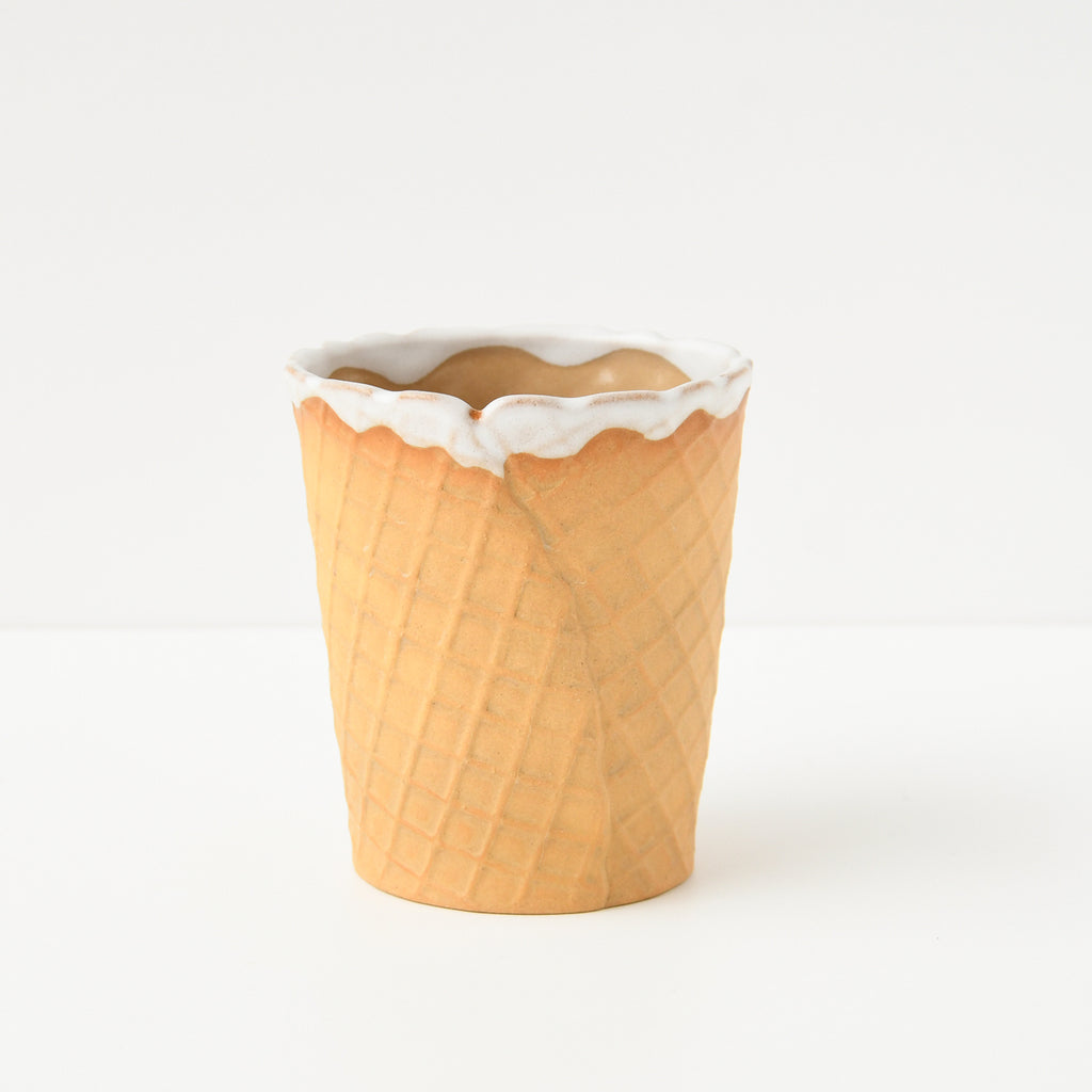 tama10 – MOCAD ONLINE SHOP